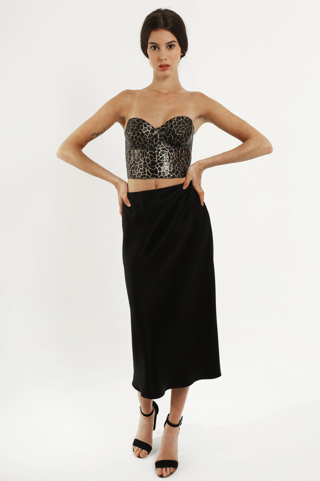 Womenswear Fashion Brand for woman without labels – ANAKON